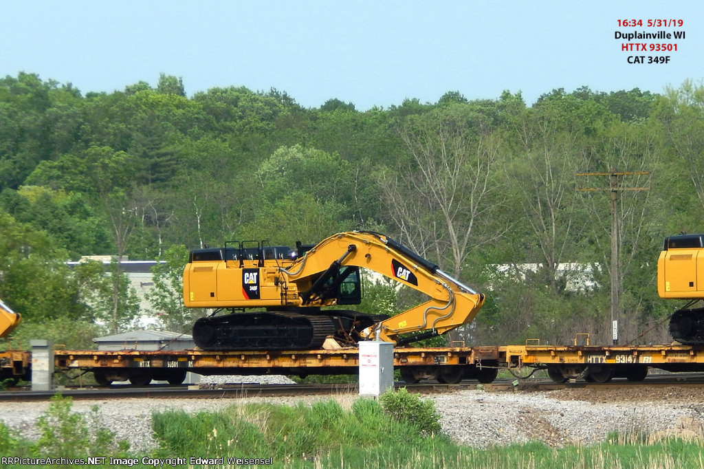 Cat 349F hitchin' a ride