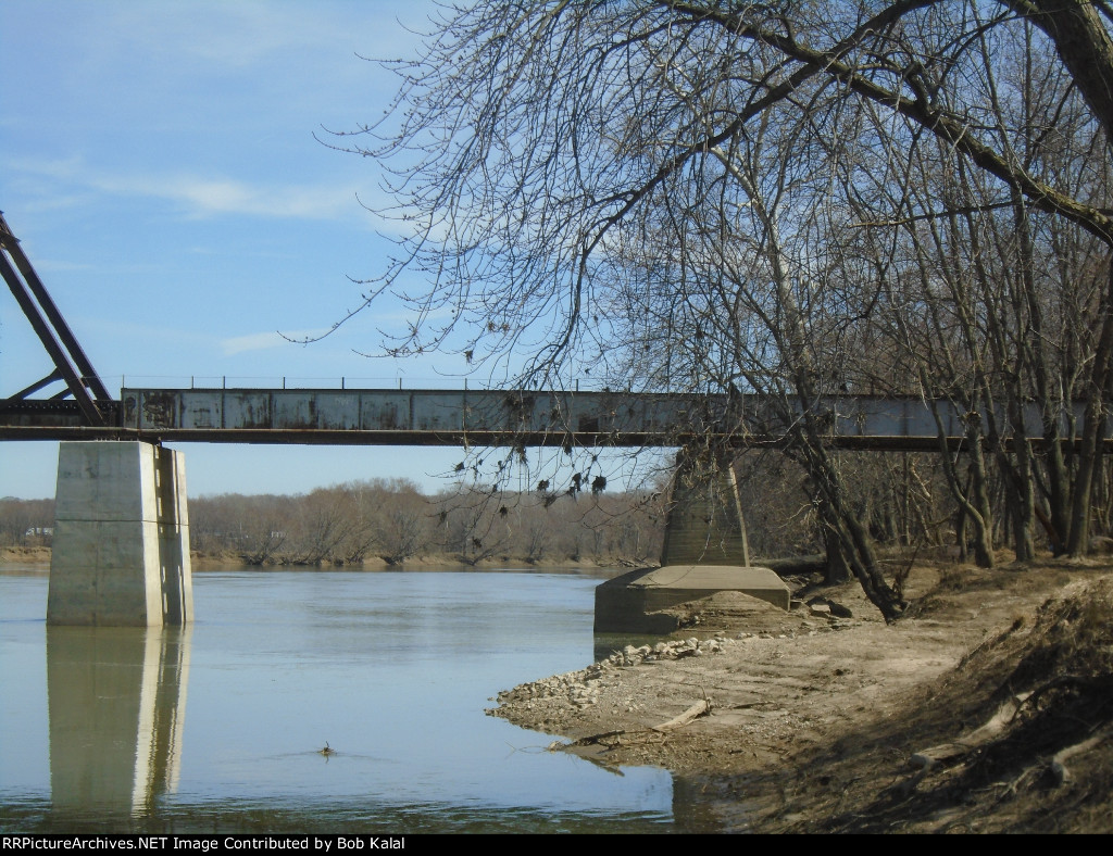 Davis Ferry Park NS Railroad Trestle Looking Northeast