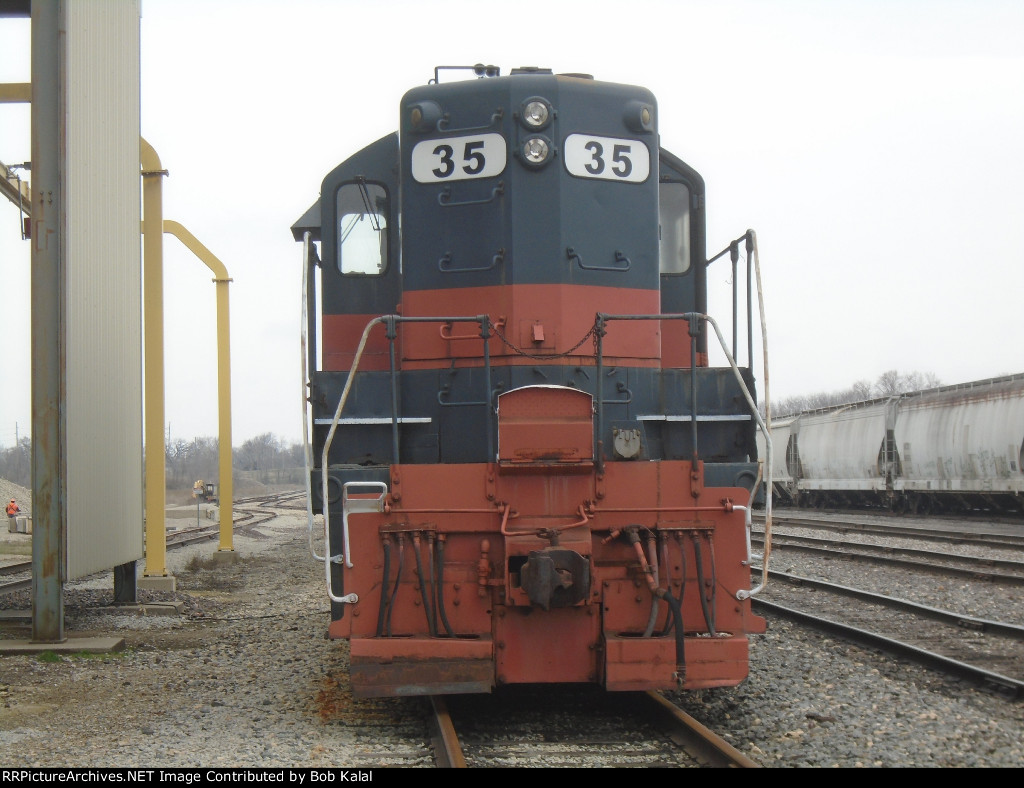AGRAIL Engine #35 sitting at the Grain Elevator in the Yard