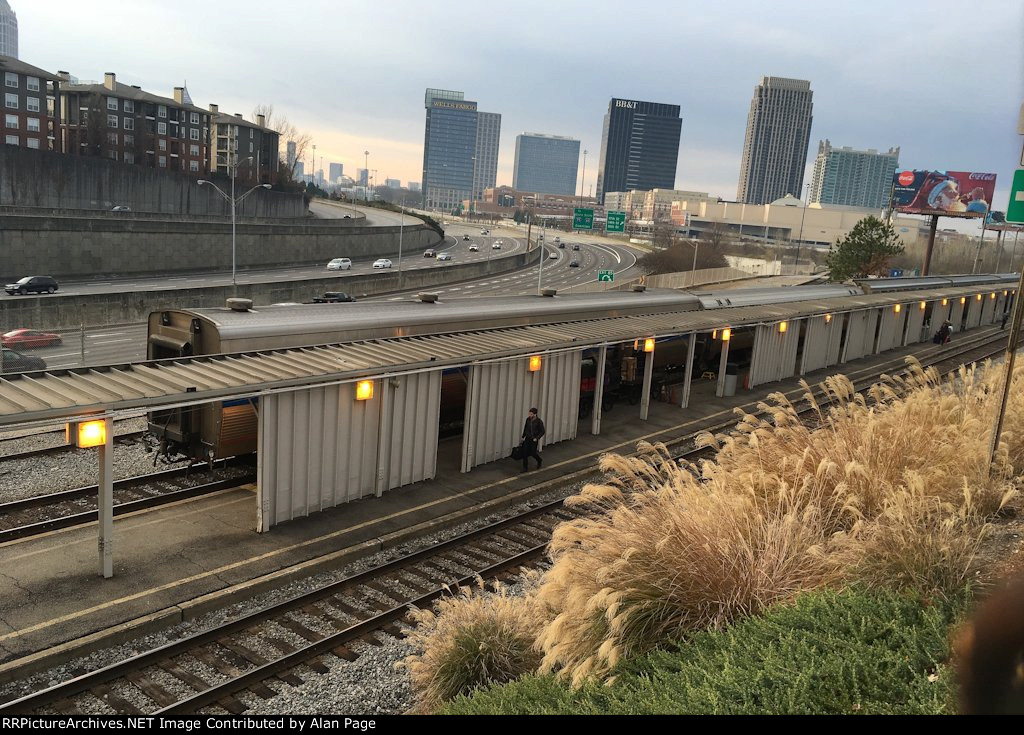 Amtrak's Crescent arrives at Peachtree Station