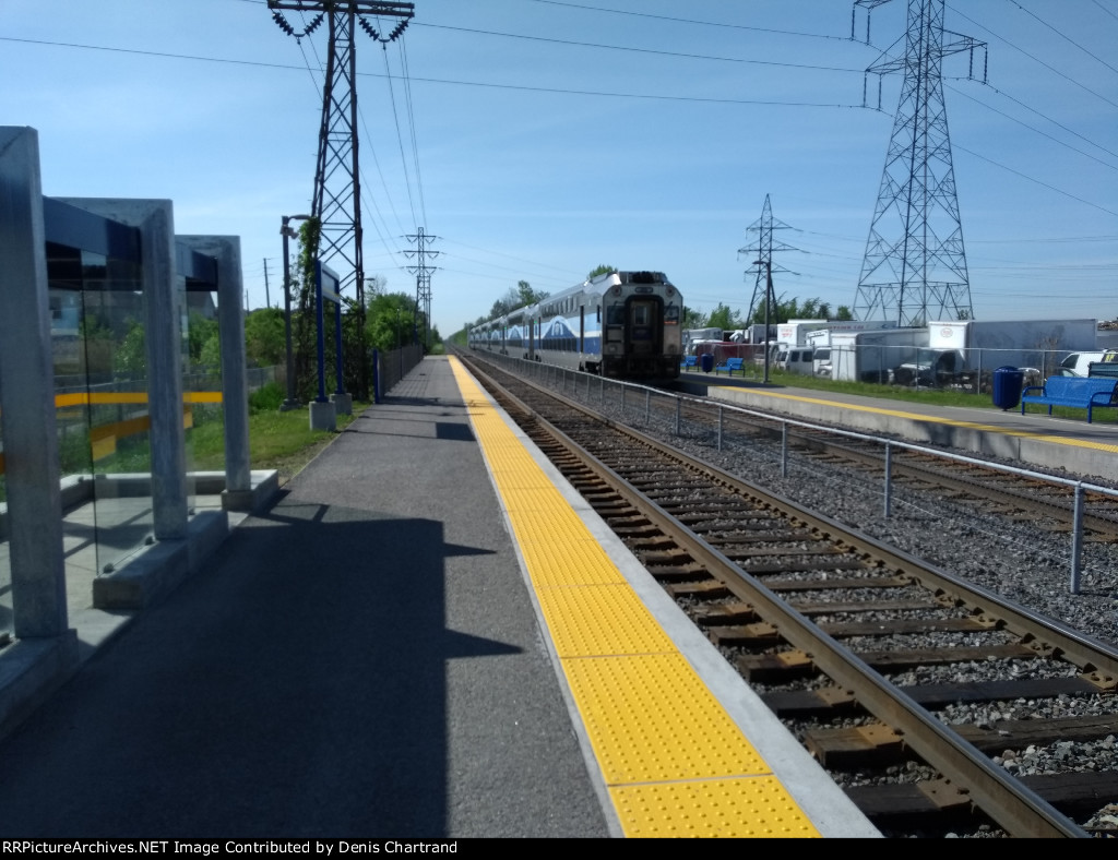AMT Montreal commuter train