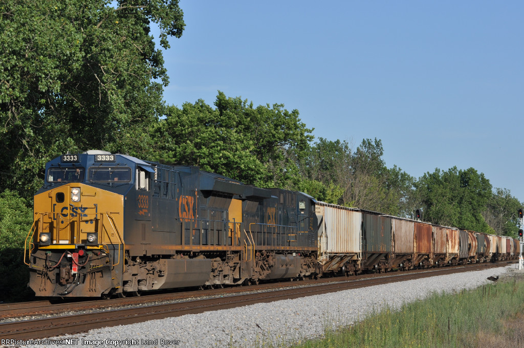 CSXT 3333 On CSX K 810 Northbound At Wayne Yard