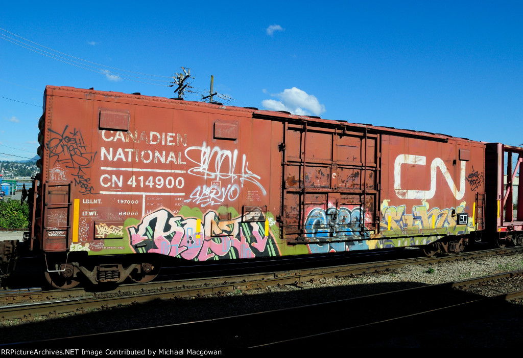 CN 414900 50-6 ft Single Door Boxcar (side A)