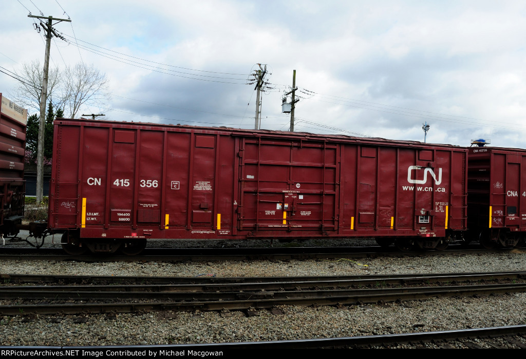 CN 415356 50-6 ft Single Door Boxcar (side A)