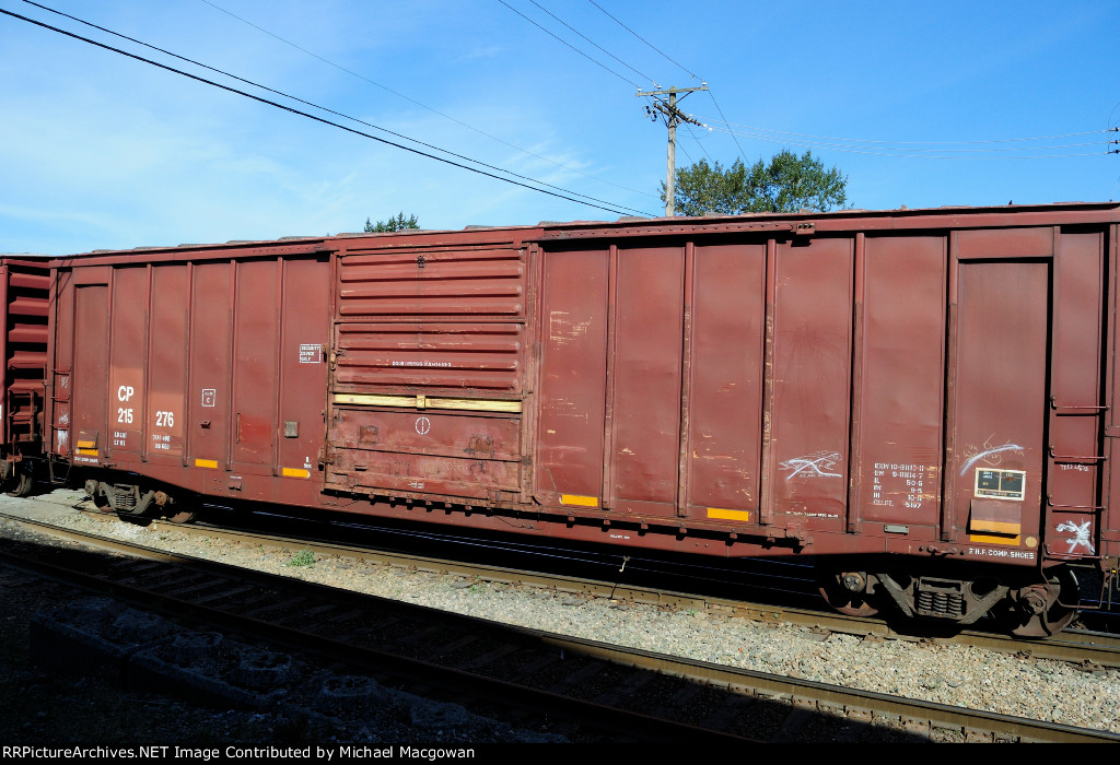 CP 215276 50-6 ft Single Door Boxcar (side A)