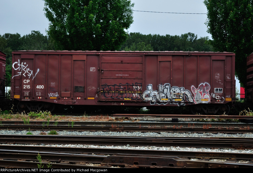 CP 215400 50-6 ft Single Door Boxcar (side B)