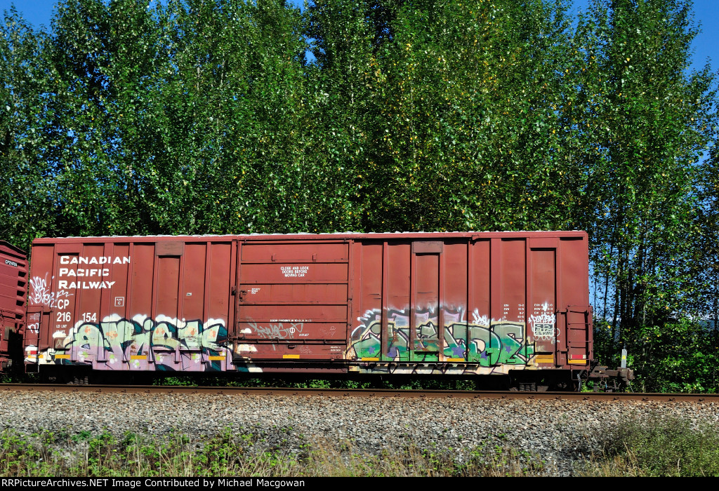 CP 216154 50-6 ft Single Door Boxcar (side B)