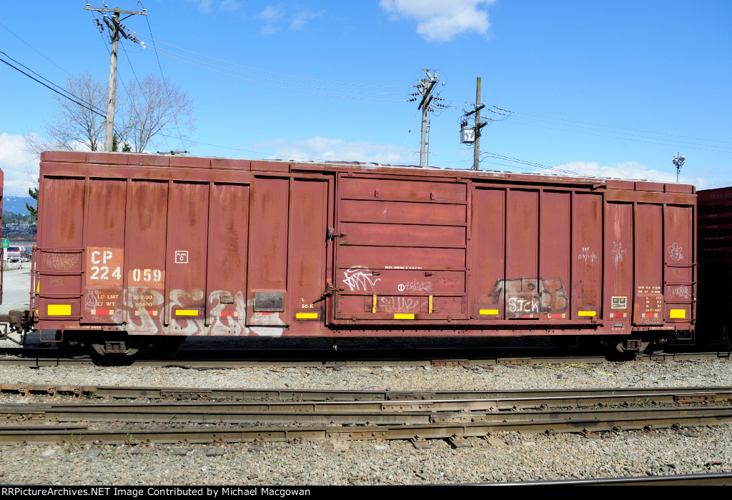 CP 224059 50-6 ft Single Door Boxcar (side B)