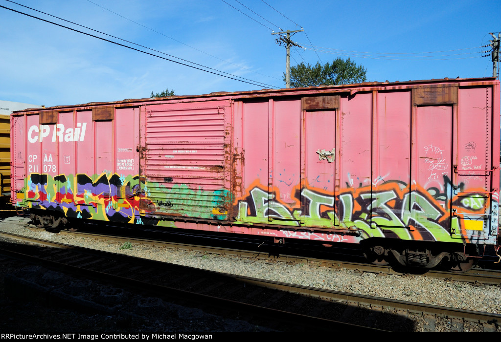 CPAA 211078 50-6 ft Single Door Boxcar (side B)