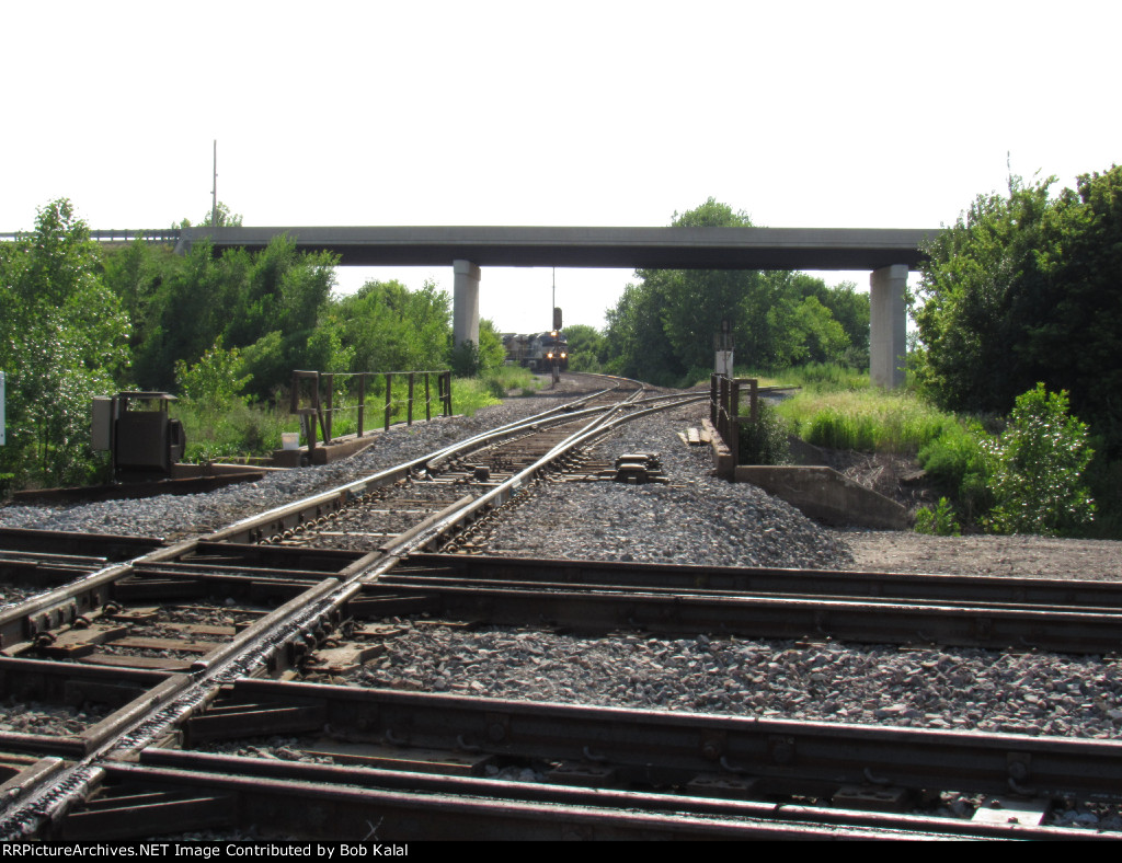 NS 7655 & UP 7944 creeping up to the switch