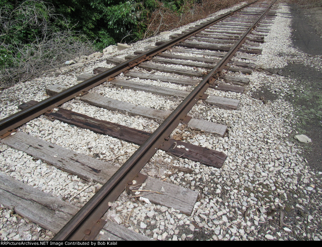 south of Western Ave. Wisconsin Central spur track