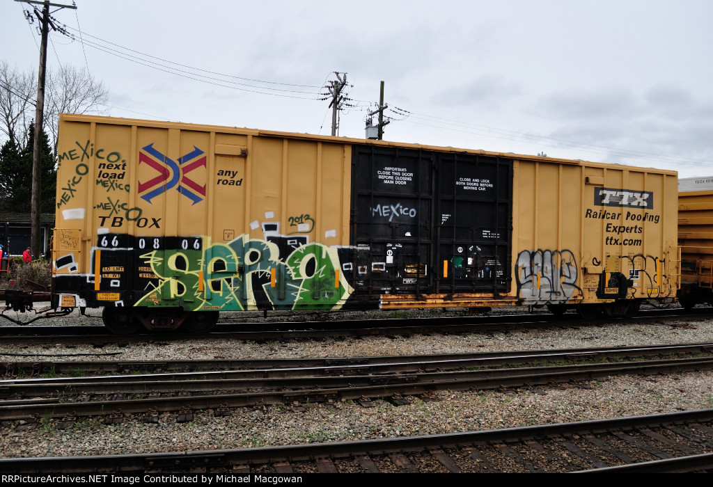 TBOX 660806 60-9 ft Double Door Excess Height Boxcar TTX (side A)