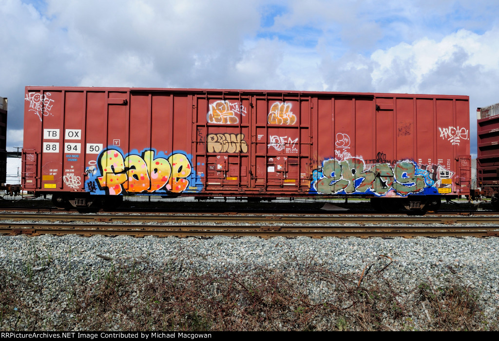 TBOX 889450 60-9 ft Double Door Excess Height Boxcar (side A)