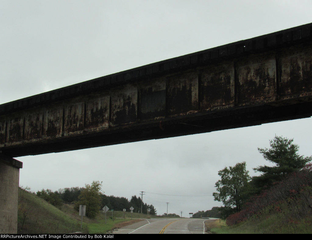 Old Green Bay Western Railroad Bridge leads east to switch spur for ...