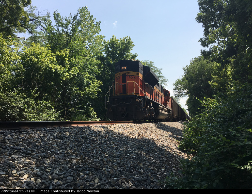 BNSF 9047