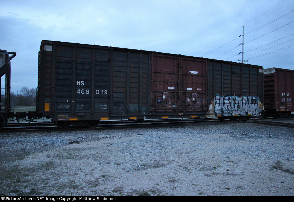 Patched NW 60ft. Box Car