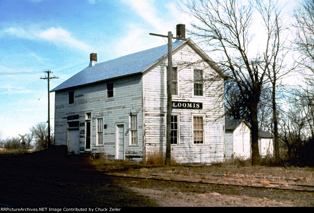 CB&Q Depot at Loomis, Nebraska