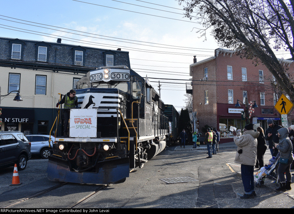 Dover & Rockaway River RR 2018 Toys for Tots Train