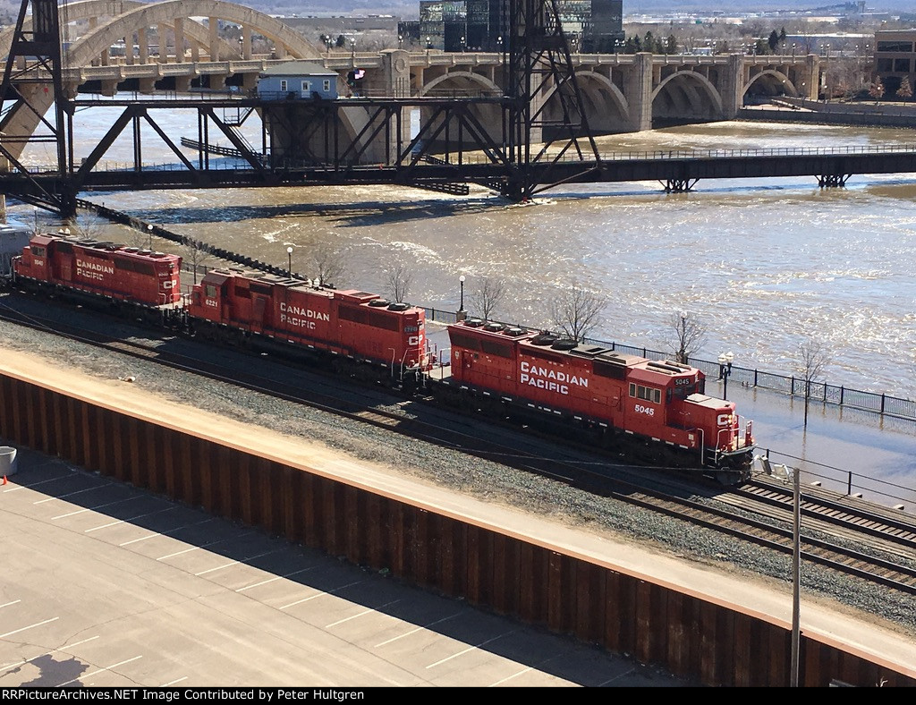 Canadian Pacific In Lowertown