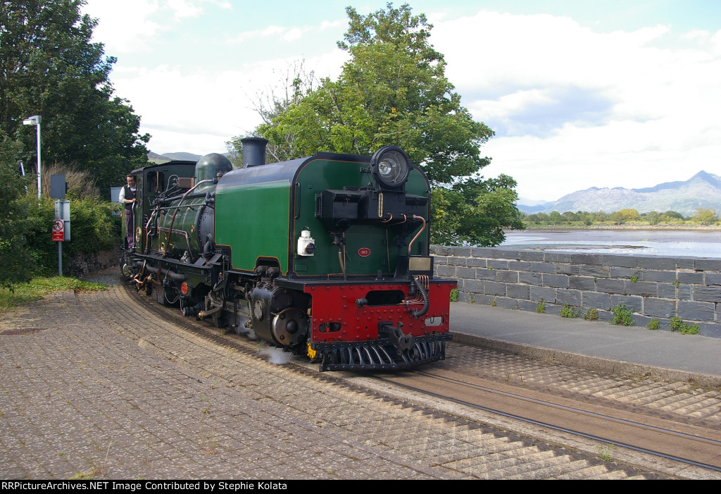 WELSH HIGHLAND RWY 143 ON CROSSING