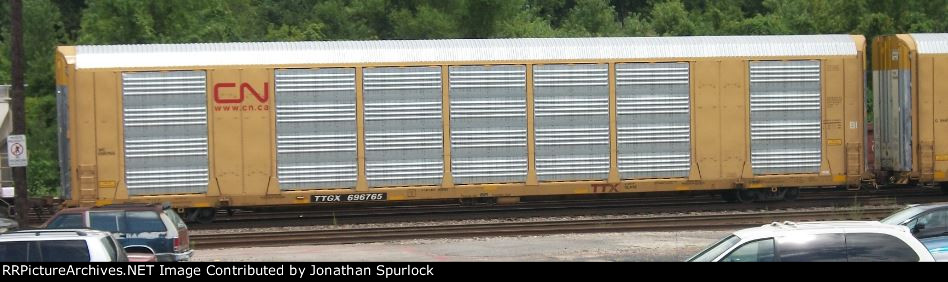 TTGX 696765 with WC/CN rack 696765