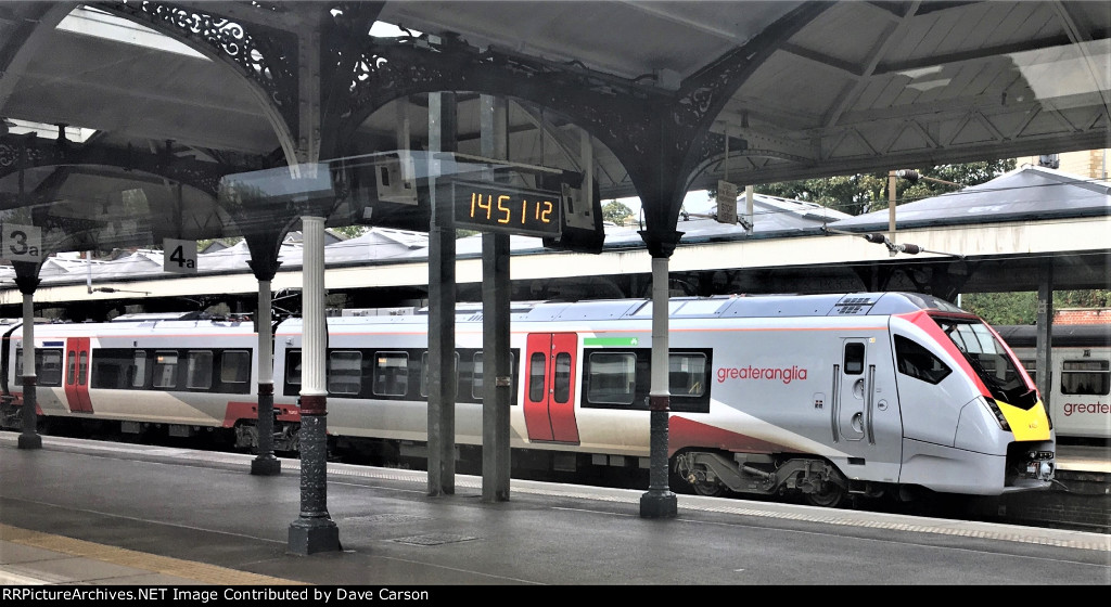 Class 755 4-car Bi-Mode Unit 755 417