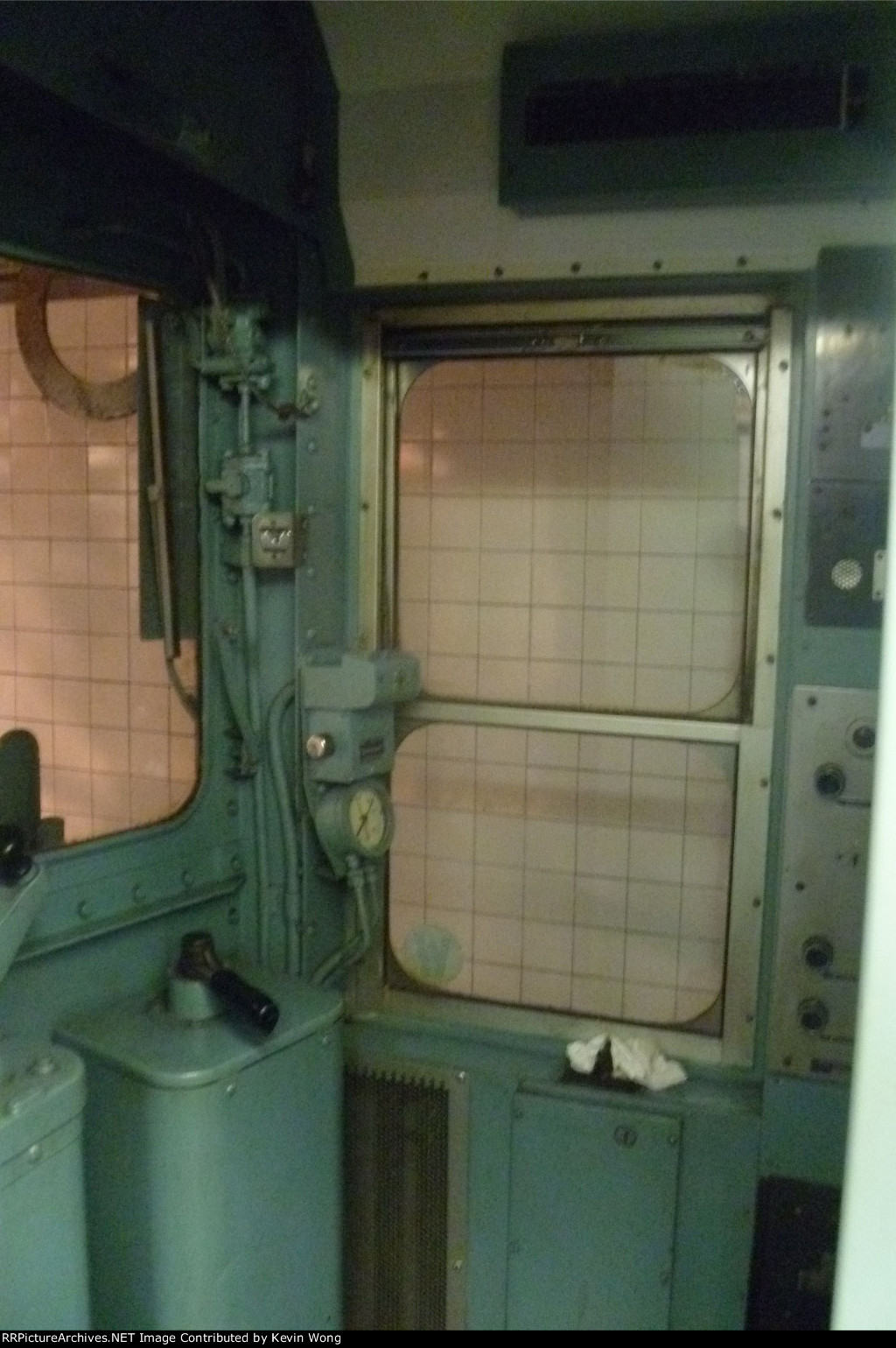 Cab of World's Fair Single Unit R33 9306