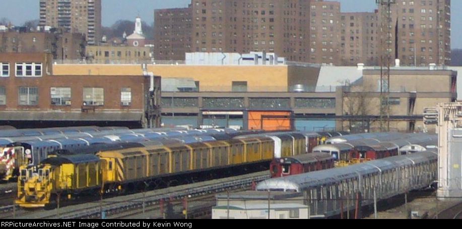 R36 WF set in 207 Street Yard