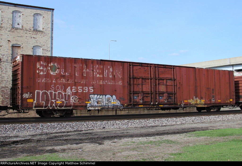 Southern 86ft Box Car