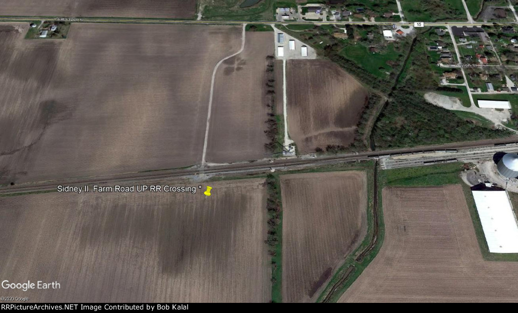 Sidney Il. Farm Road UP RR Crossing Aerial