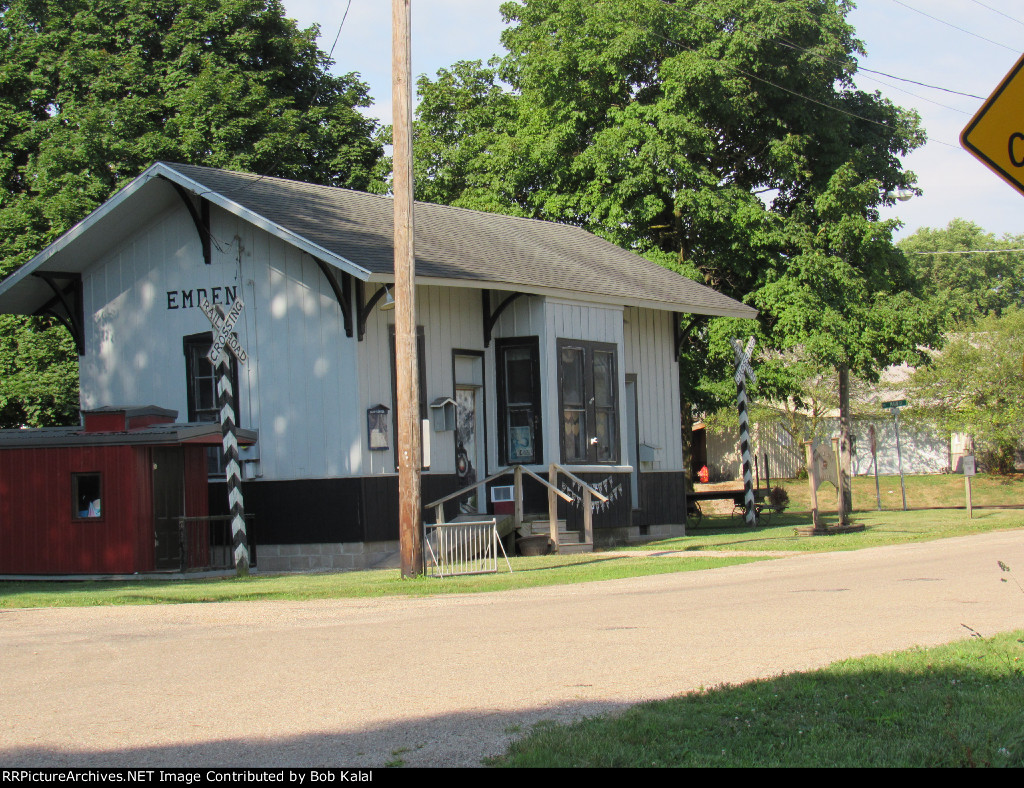 Emden Il. Illinois Central Gulf, Illinois Central Station