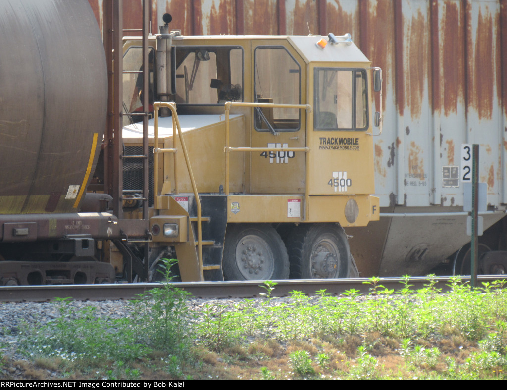Emden Il. Track Mobile moving Hoppers