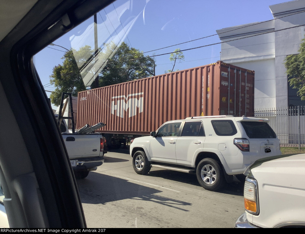 HMM (With KOBC Front Titles) Container #420763 Passes Commerce