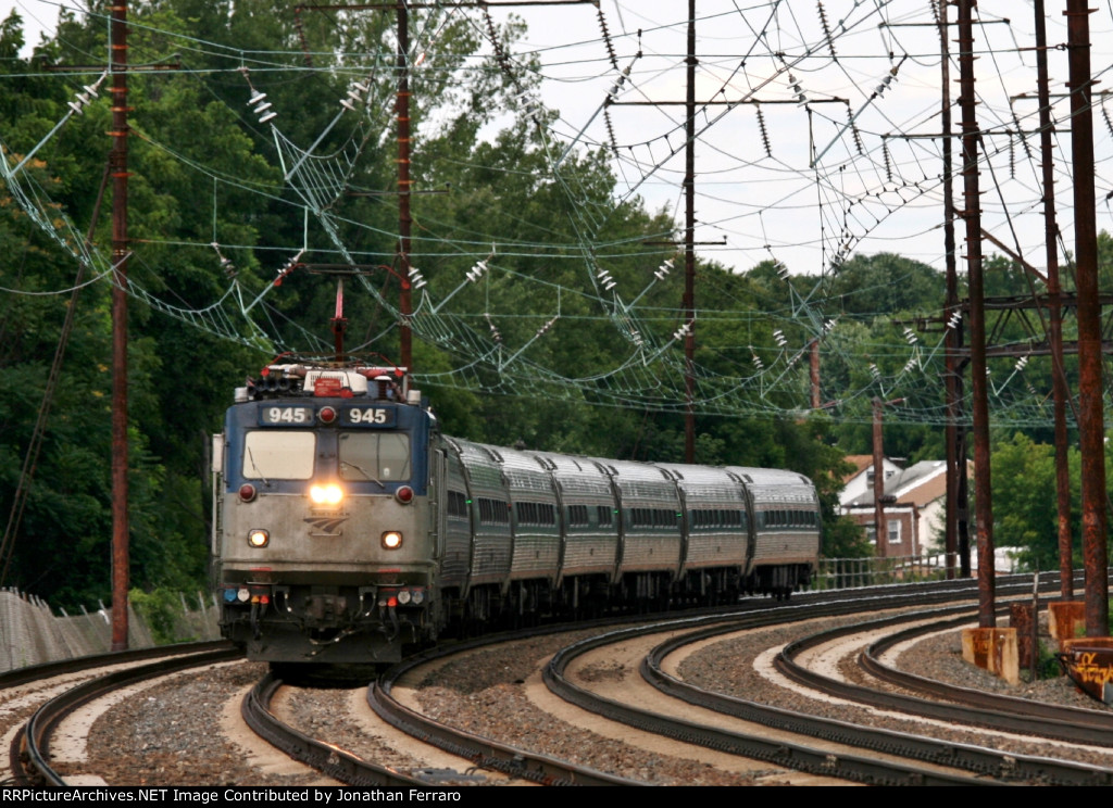 Train 85