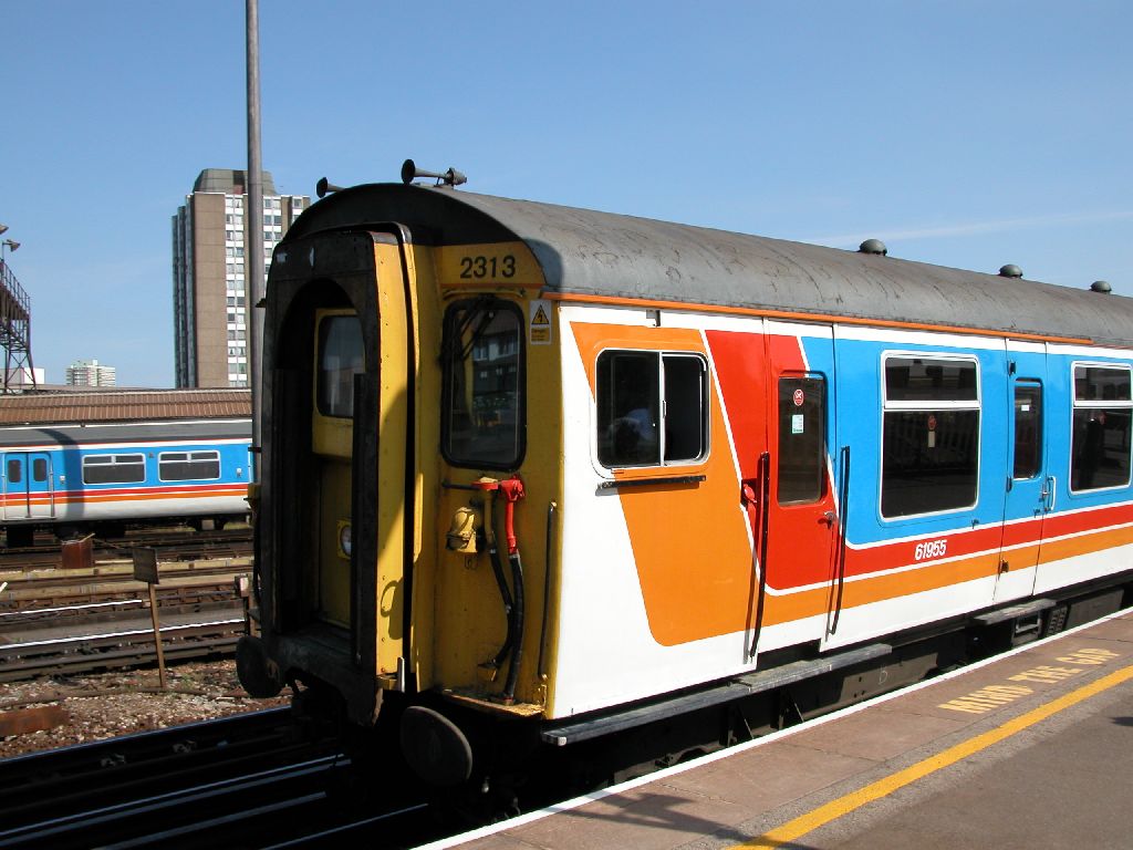 SWT Class 421 at Clapham Junction