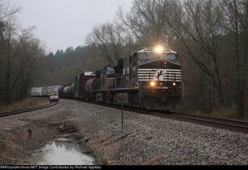 NS 7515 leads NS 130 at Basic.
