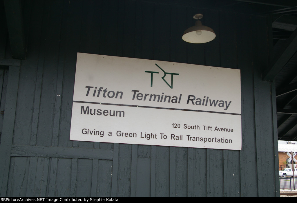 TIFTON TERMINAL RAILWAY MUSEUM SIGN