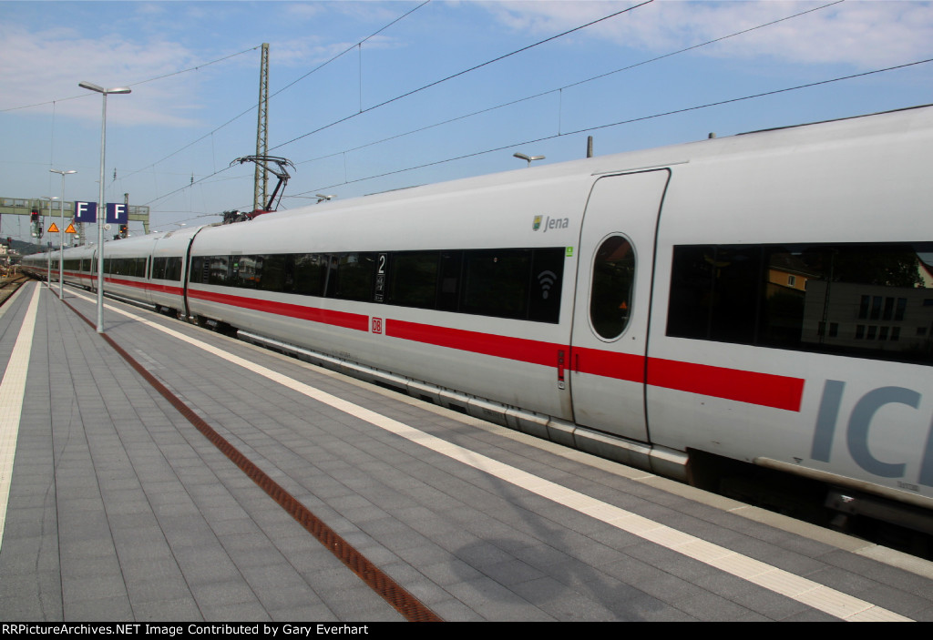 DB ICE T #411-228 - Deutsche Bahn