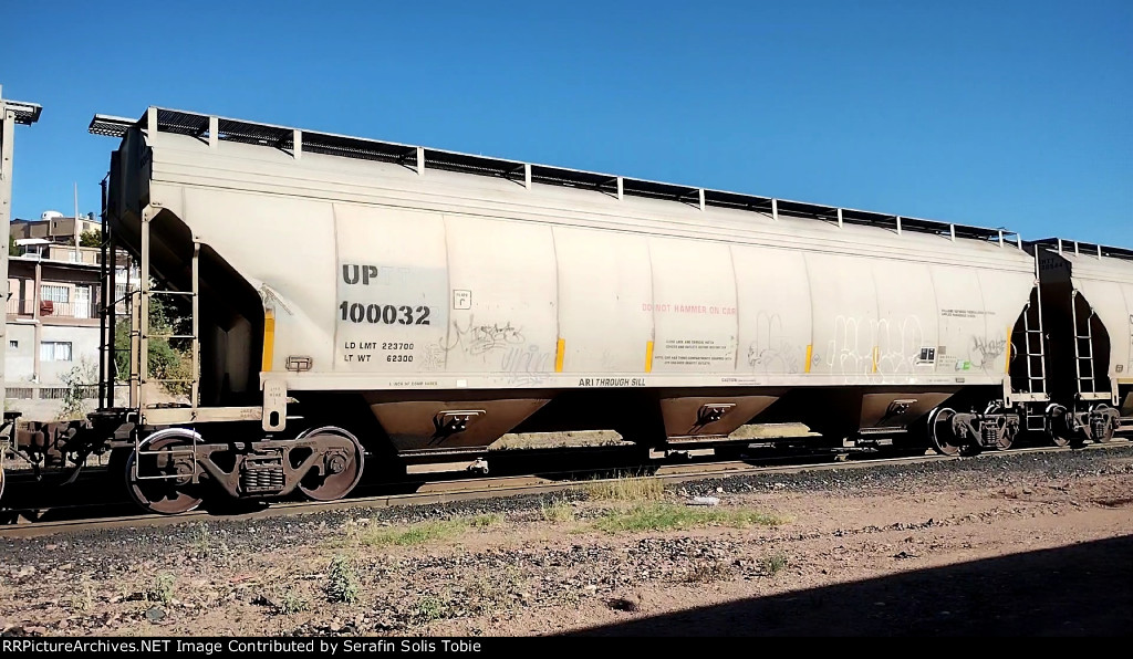 UP 100032