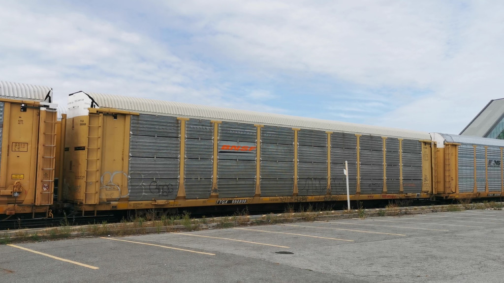 BN 20981 (Body) TTGX 990808 (Flat)