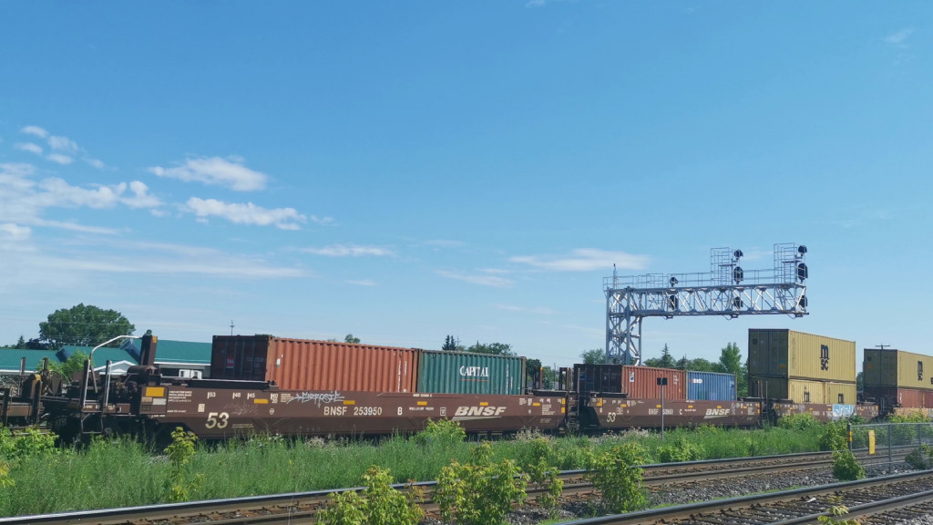 BNSF 253950 (Triple Well Car Altogther)