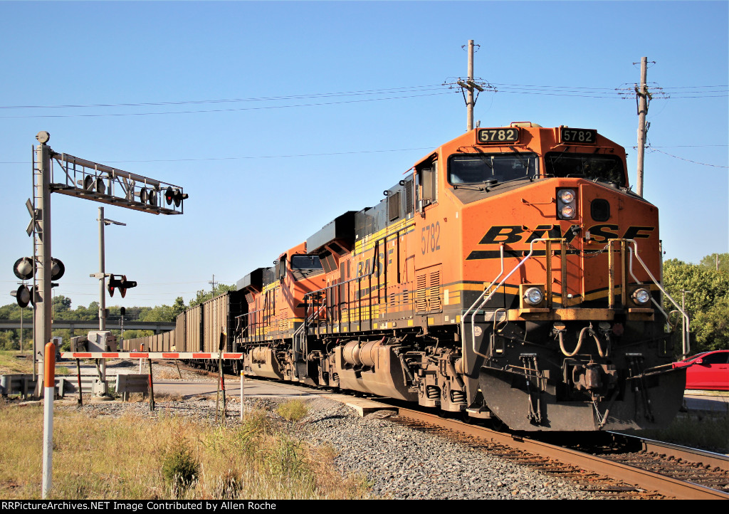 BNSF 5782