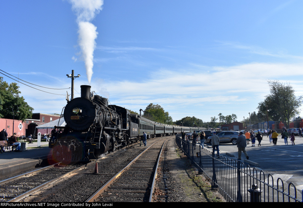 Essex Steam Train at Essex Station