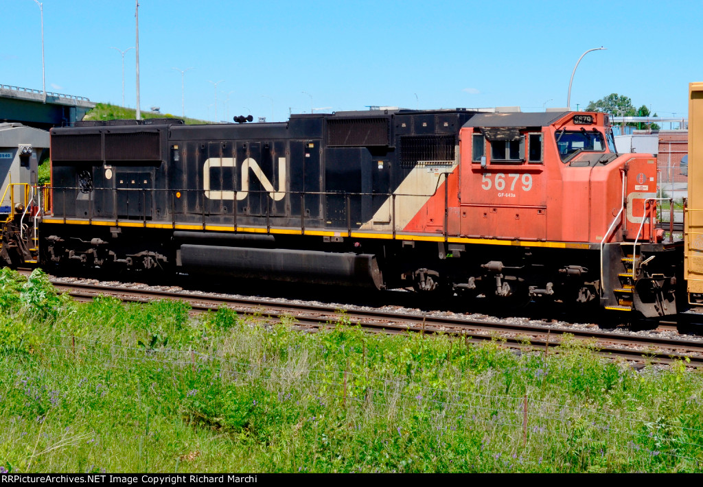 CN 5679