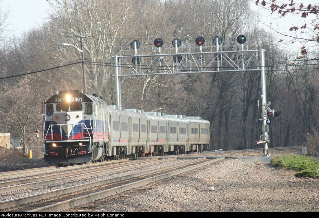Another MTA owned engine heads west in the afternoon sun