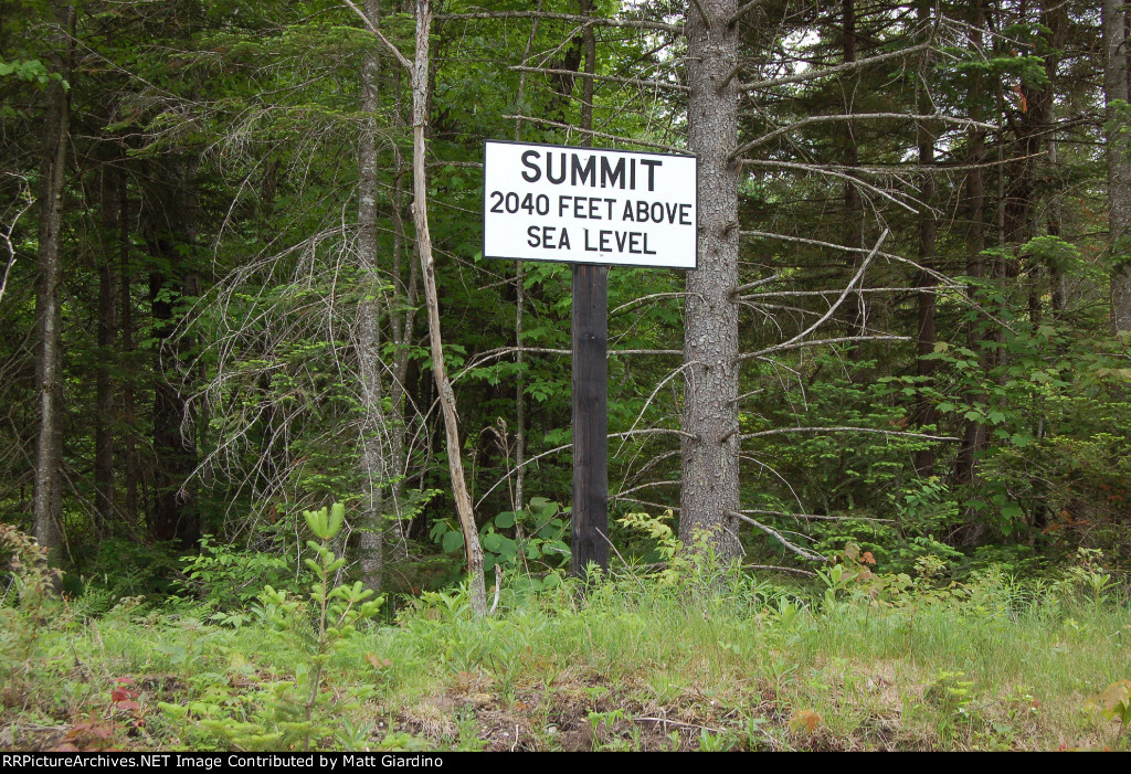 Summit Sign