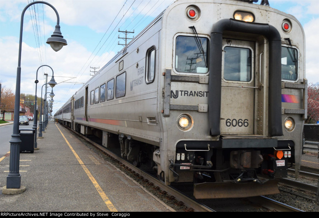 "NJT 6066 CLOSE UP"