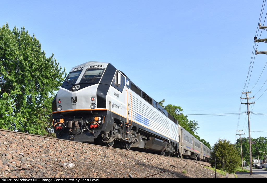 PL42 # 4002 pushes Train # 1274 away from me toward its bound for Hoboken