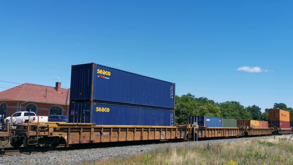 DTTX 789120 (Triple Well Car Altogther)