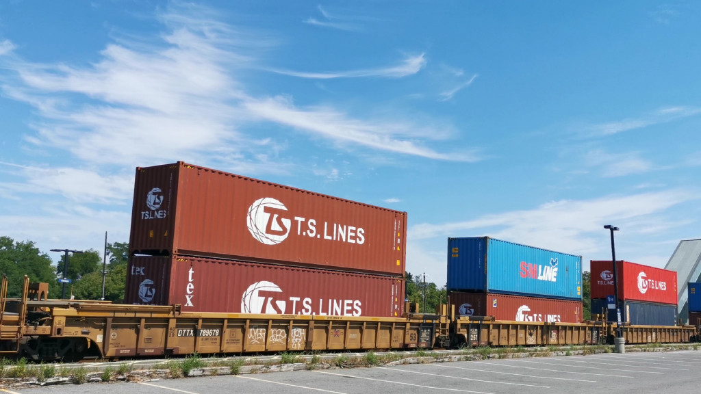 DTTX 789678 (Triple Well Car Altogther)